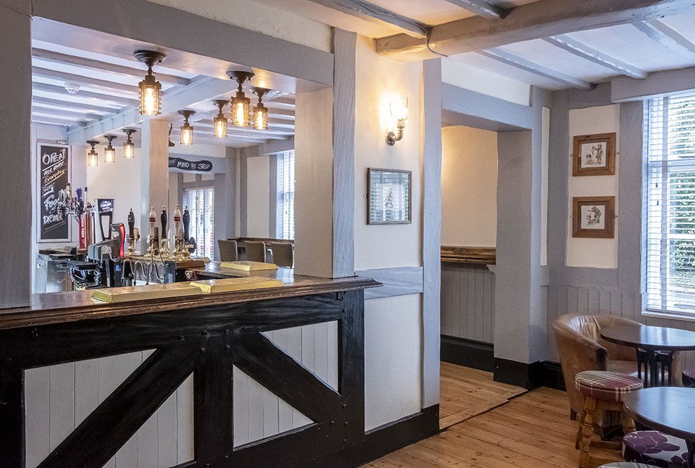 The Warwickshire Lad – Country Pub